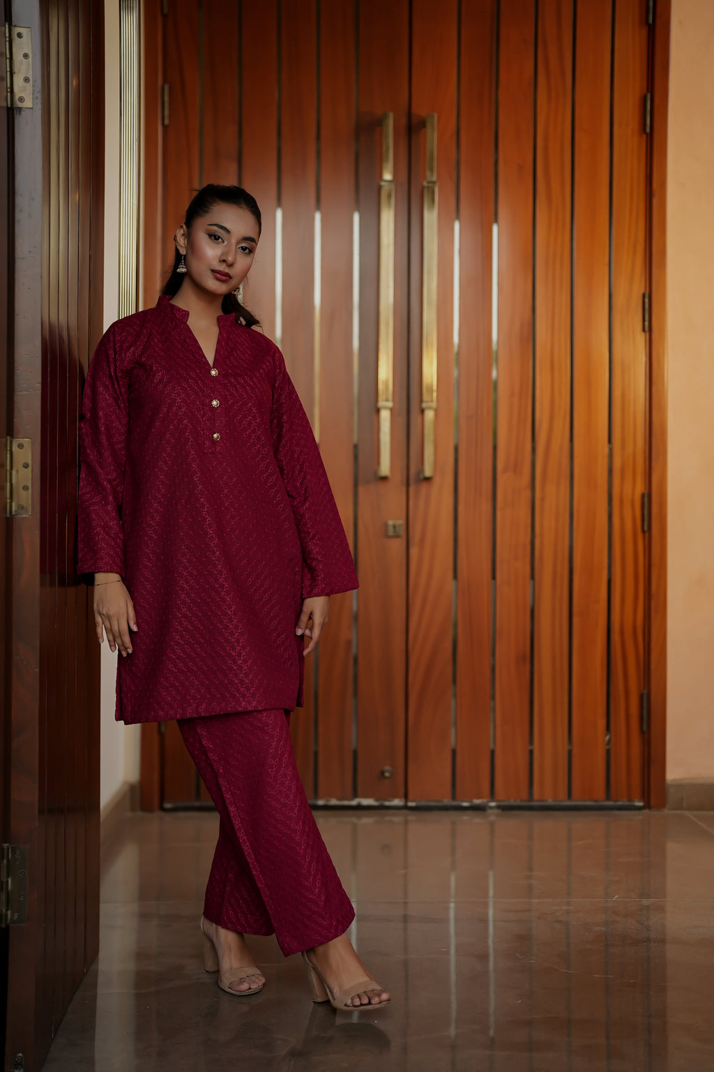 Maroon majesty – ElevebyZST